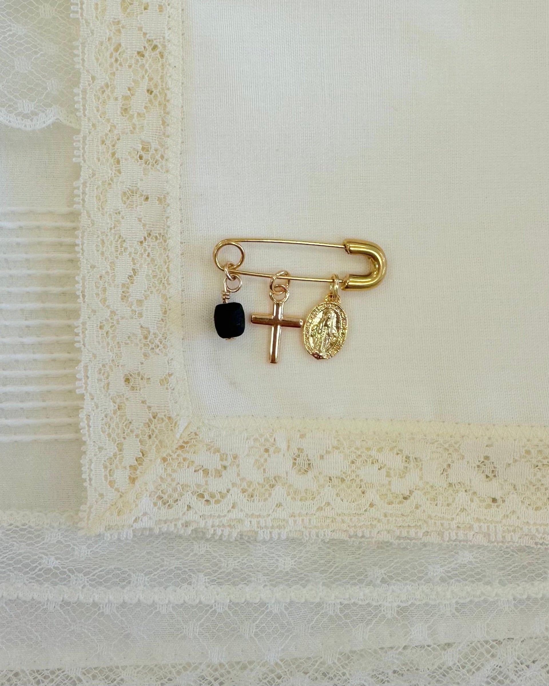 Shop The Best Newborn Baby Clothes And Blankets - YoYo Boutique